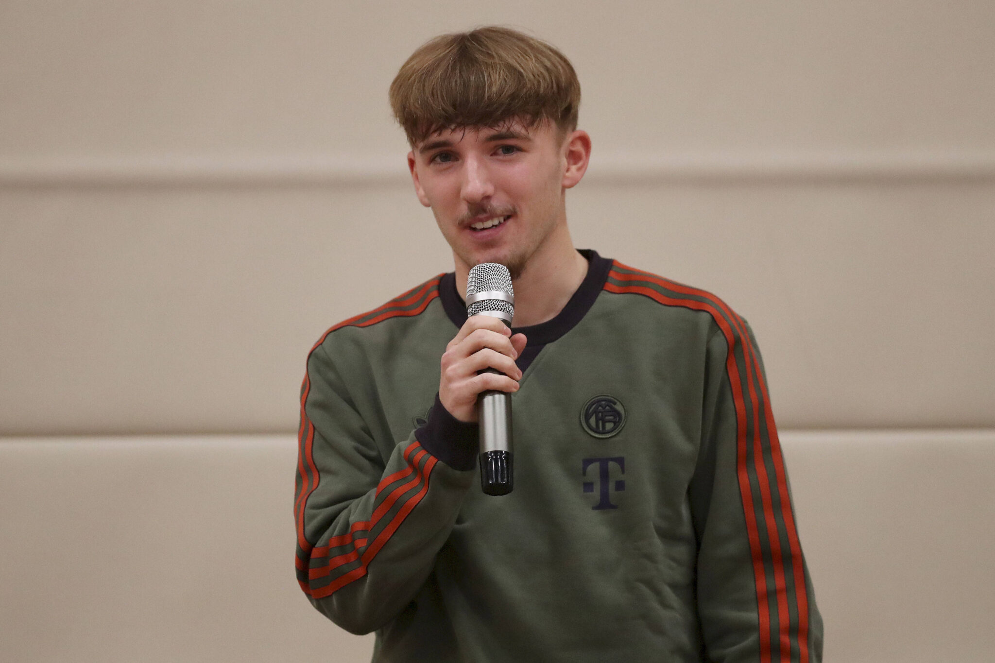 Tifosi del Bayern Monaco furiosi con la stellina Karl: cos'ha combinato?